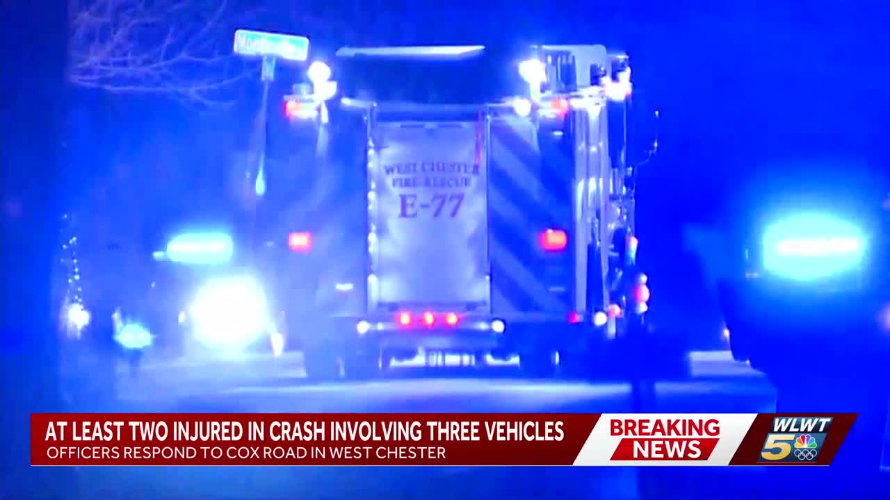 Police: 2 injured, hospitalized after crash in West Chester