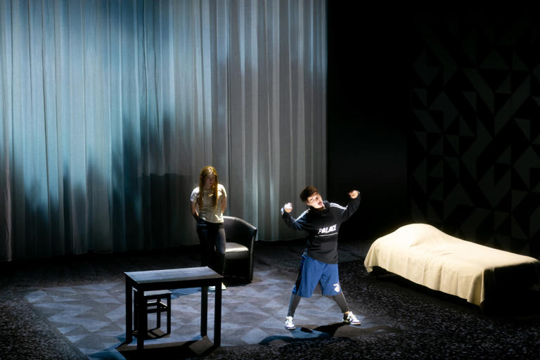 Théâtre et danse : les spectacles à voir et à réserver en ce moment à ...