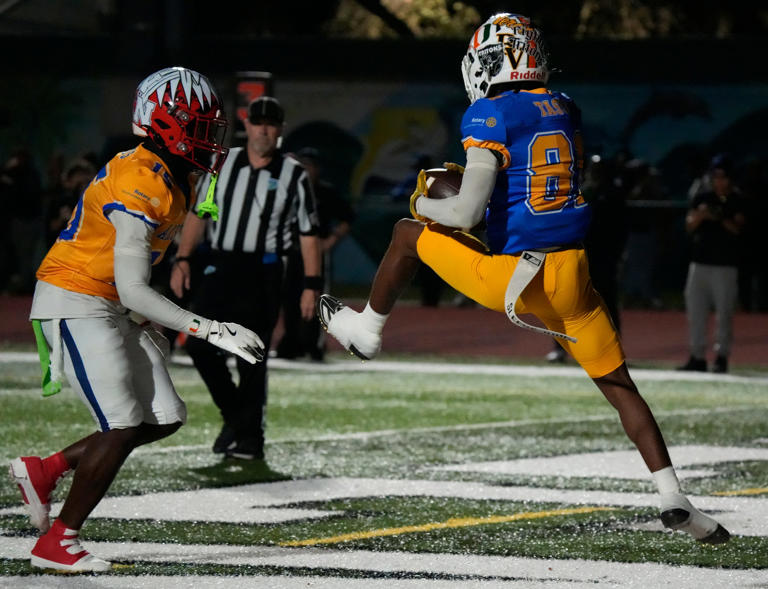 Lee County seniors go all-out in 37th Rotary South All-Star Classic