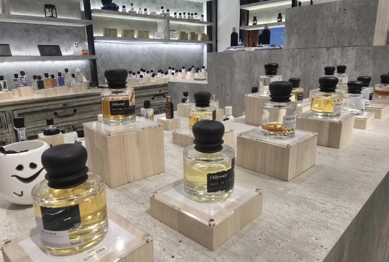 ทายาทรุ่น 4 'น้ำอบปรุงเจ้าคุณ' สู่แบรนด์น้ำหอม 'SIAM1928'