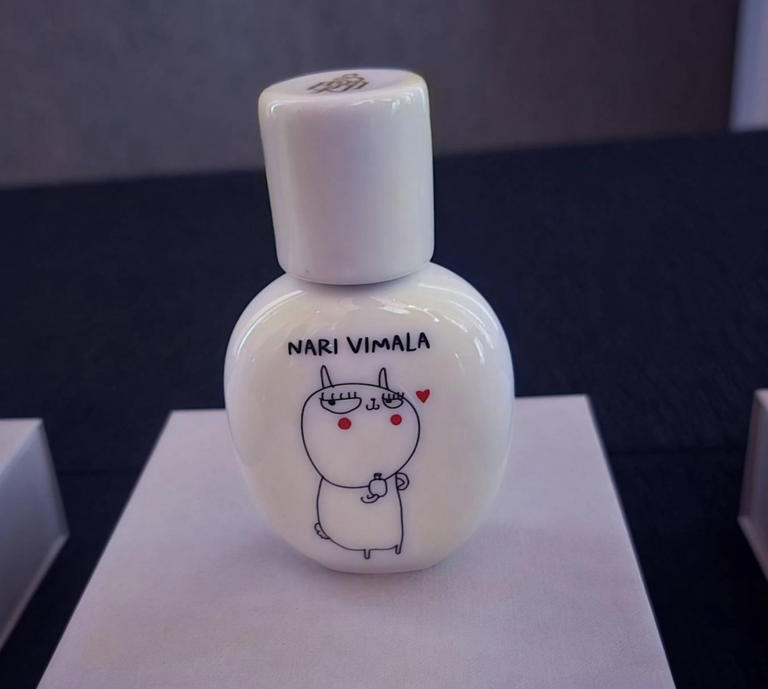 ทายาทรุ่น 4 'น้ำอบปรุงเจ้าคุณ' สู่แบรนด์น้ำหอม 'SIAM1928'