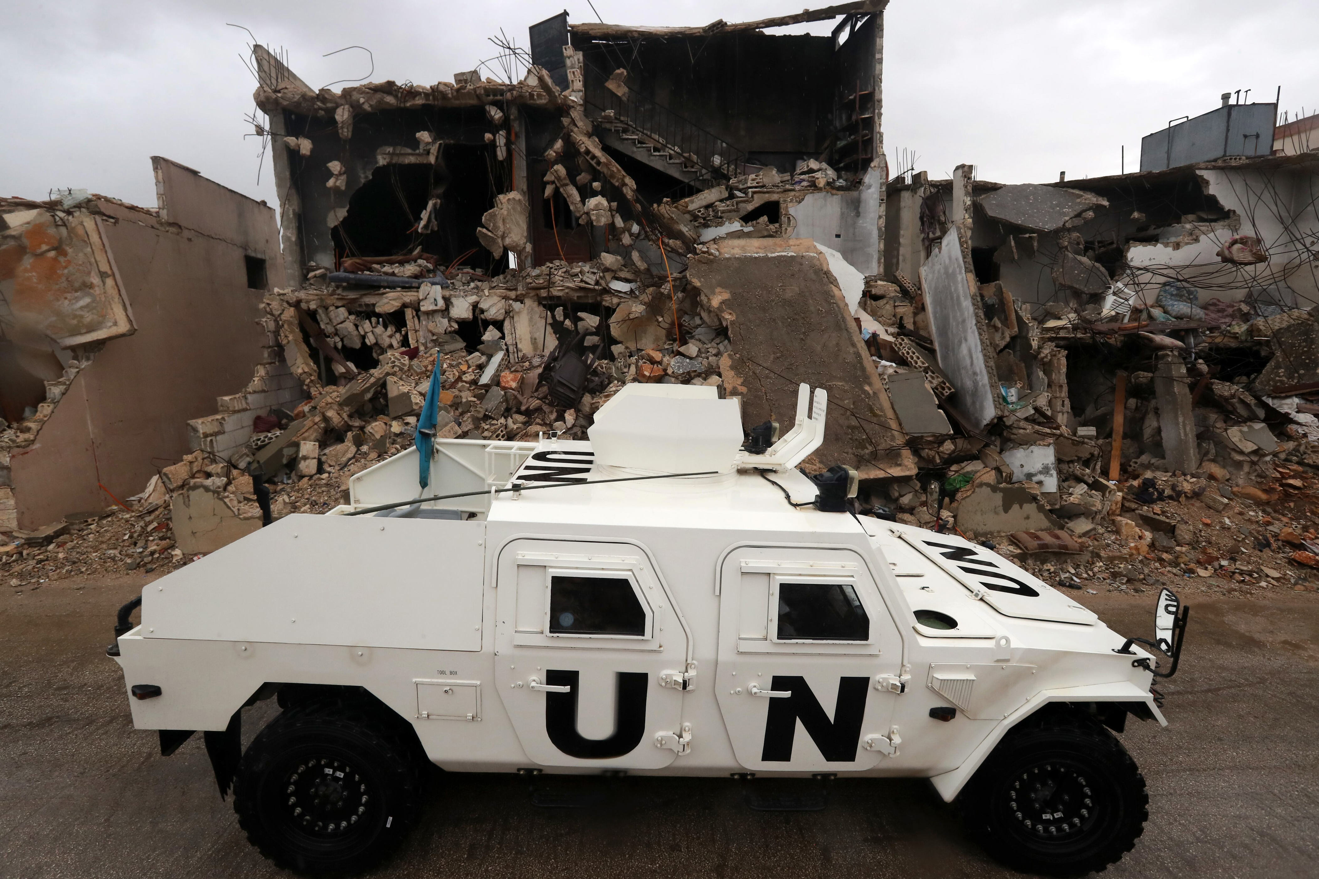 Israeli army fires 115 machine-gun rounds near UN peacekeepers in ...