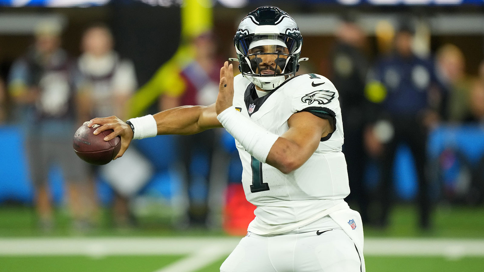 Wild stat highlights Eagles QB Jalen Hurts’ disastrous showing on MNF ...