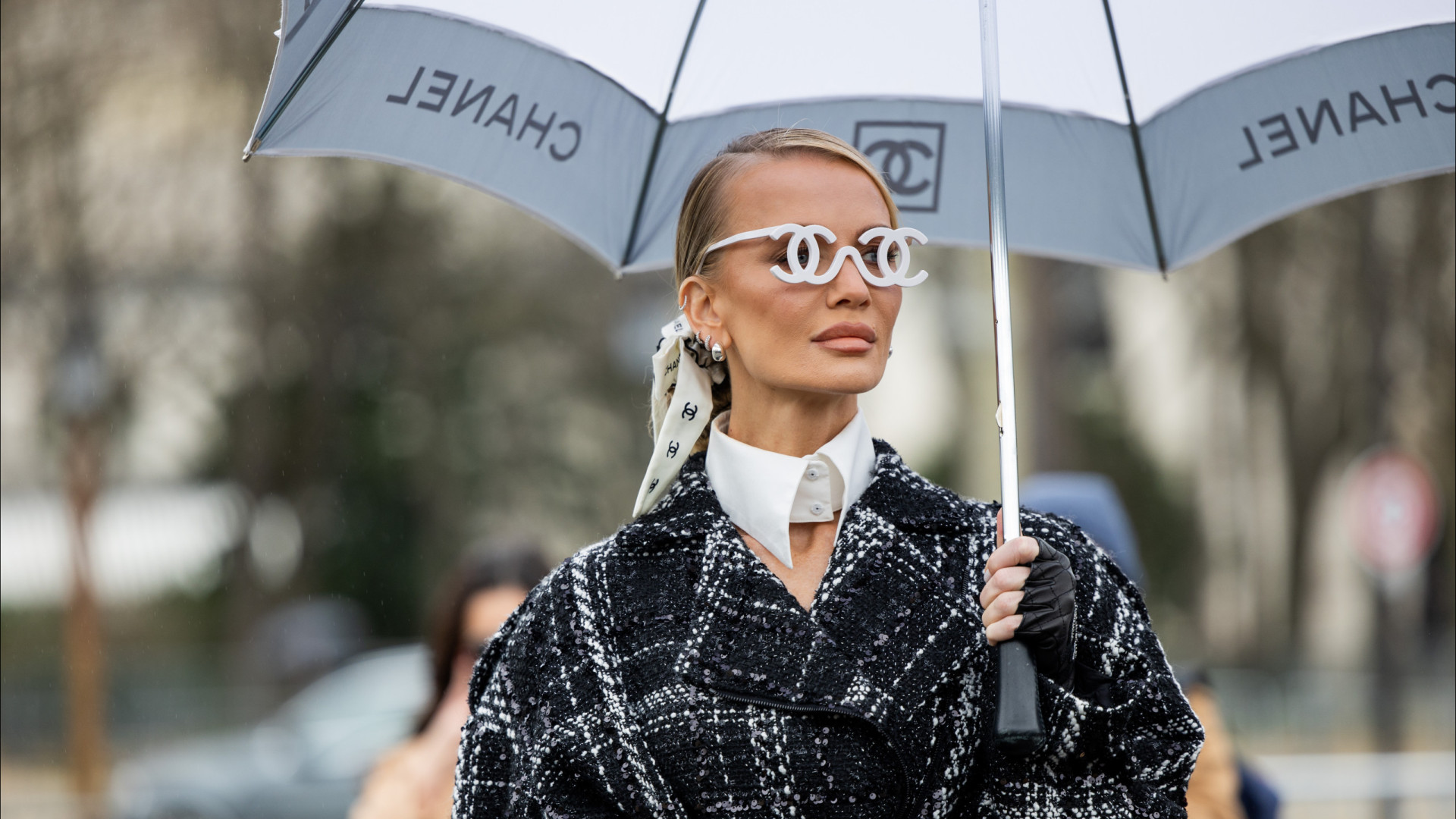 How to look good in wet weather