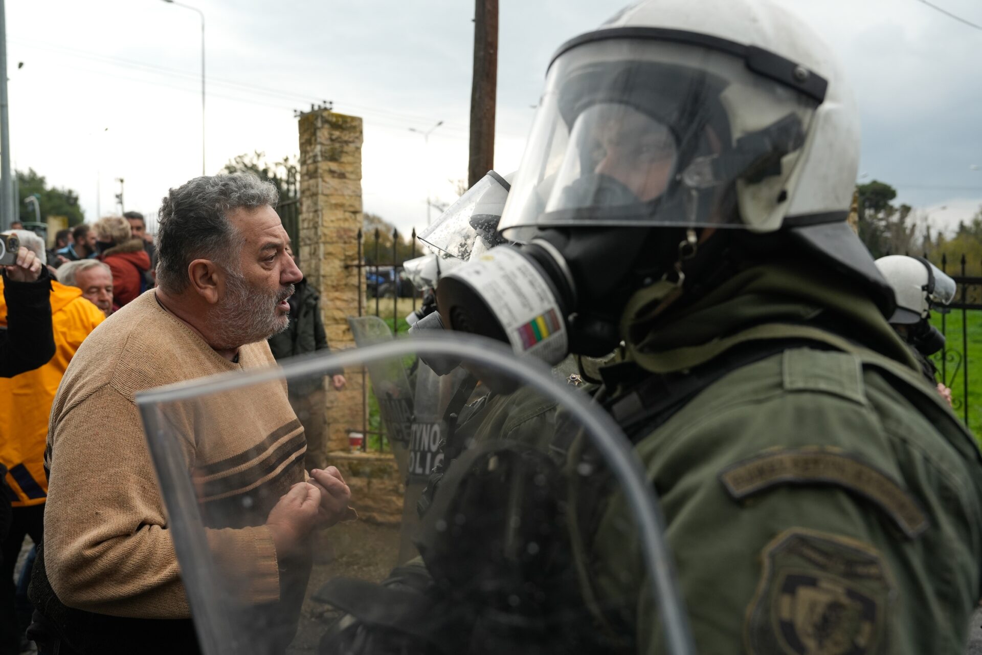 Αγρότης με έμφραγμα μετά από καβγά με αστυνομικούς