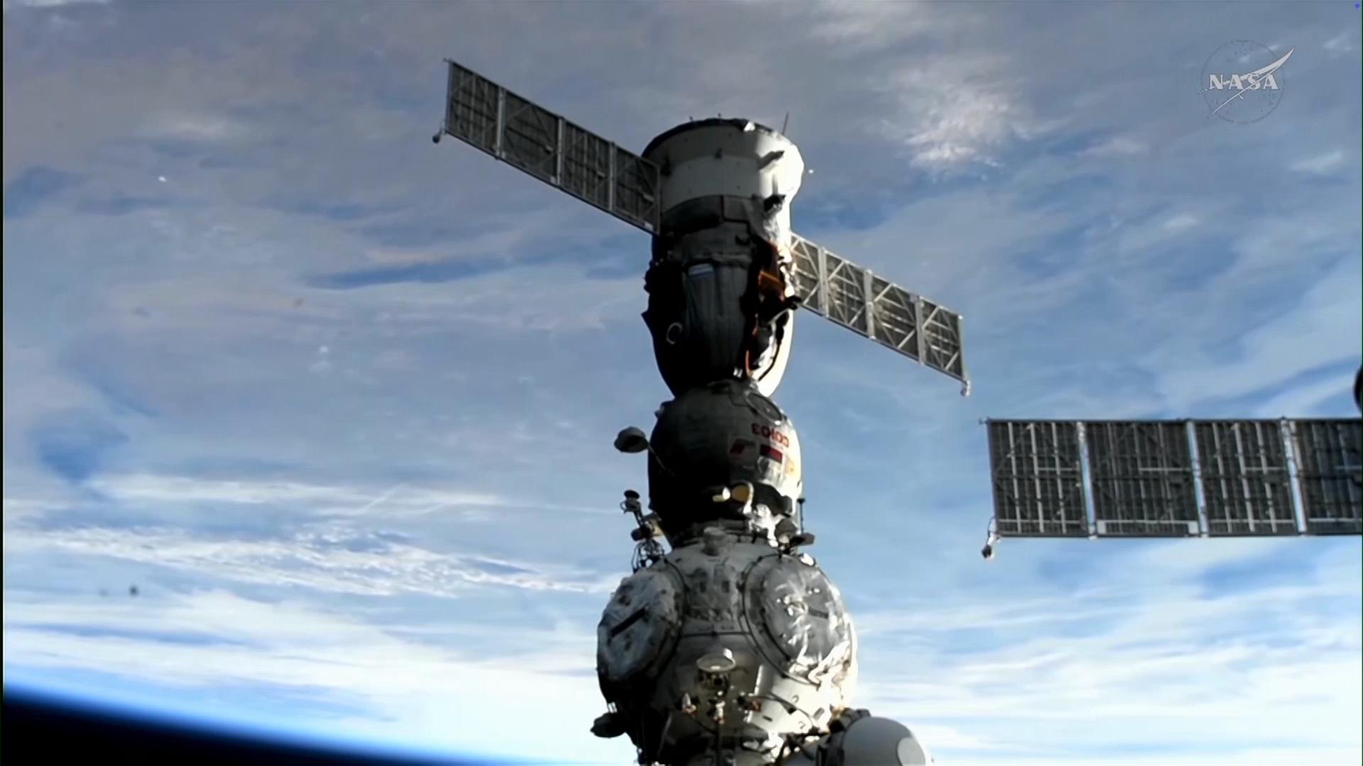 One NASA astronaut, two Roscosmos cosmonauts return to Earth from ...