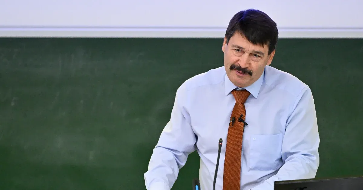 Áder János a kegyelmi ügyről: A kollégáim megóvtak attól, hogy ilyen ...