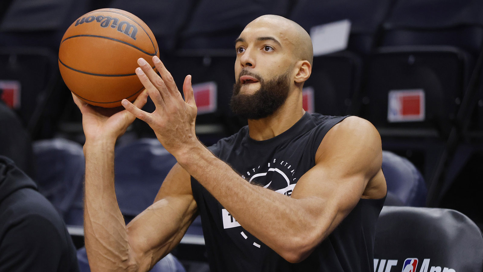 Timberwolves’ Rudy Gobert ejected after dangerous move on Suns’ Mark ...