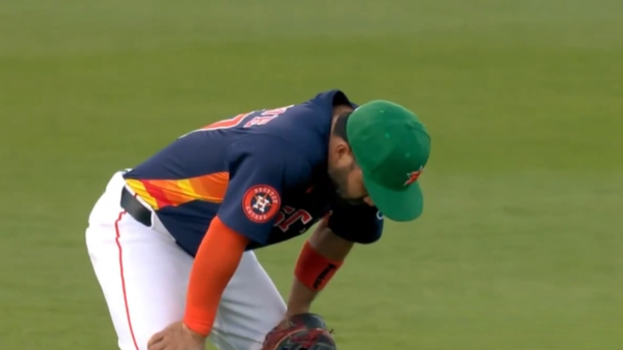 Jose Altuve is having a tough time in left field right now