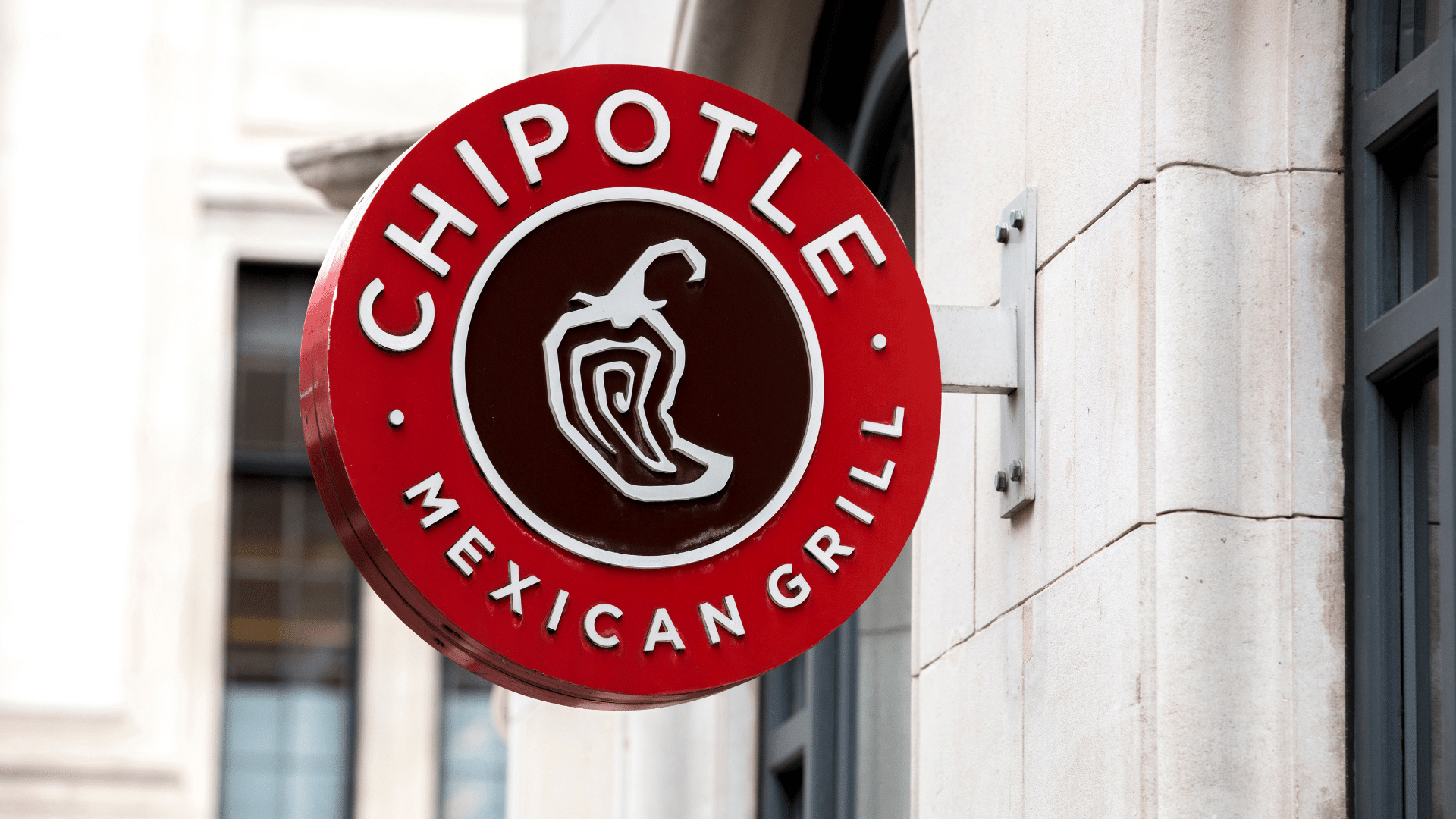 Chipotle Tries to Win Back Customers