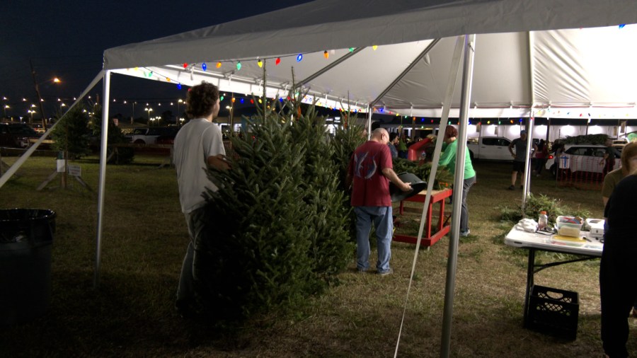 FPL and Boys & Girls Club spread holiday cheer