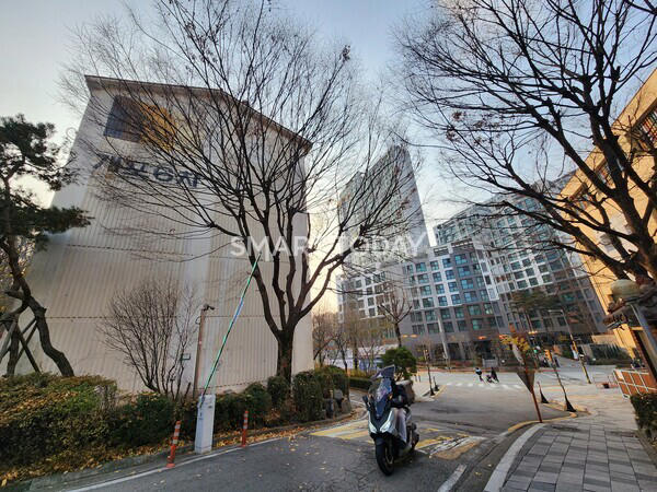 강남 알짜배기 개포우성6차 재건축 수주전...GS건설 vs HDC현산 ‘2파전’ 양상 [정비사업 디코드]