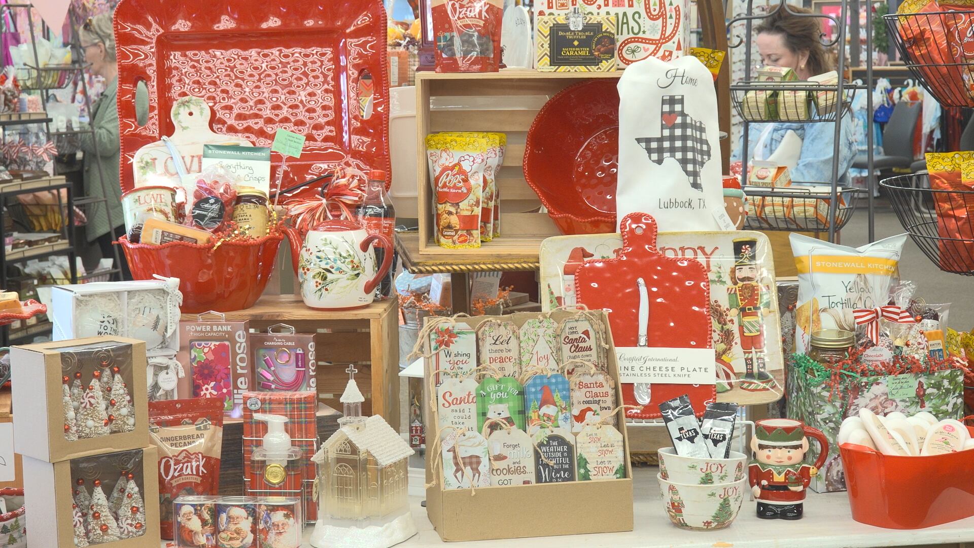Small Business Saturday: KK’s Corner Mall encourages shoppers to ...