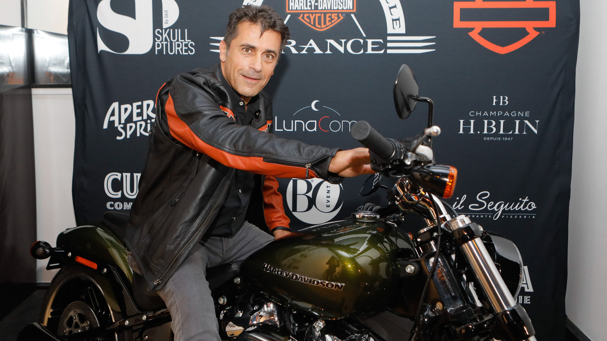 Leader du groupe de rock Les Forbans, Albert Kassabi, surnommé "Bébert ...