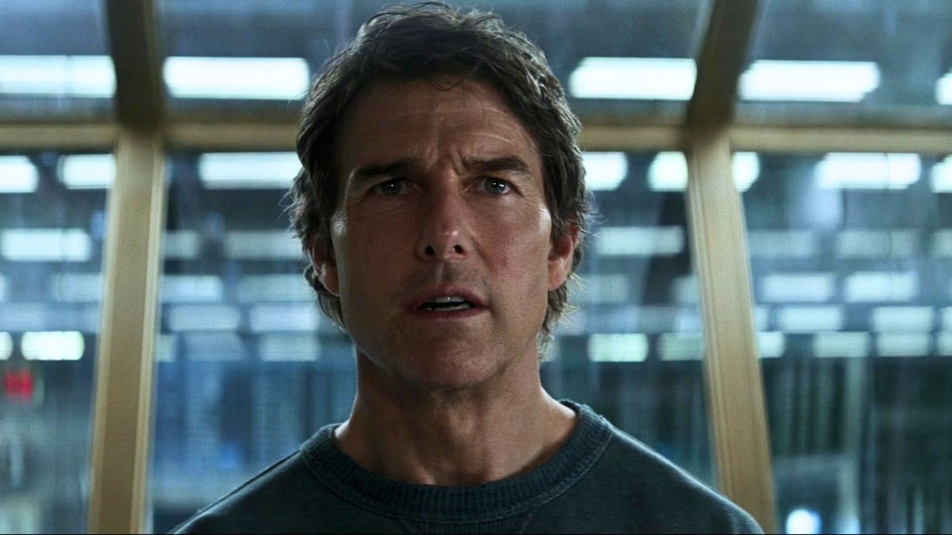 Tom Cruise films 'Star Wars' lightsaber scene for 'Starfighter' - What ...