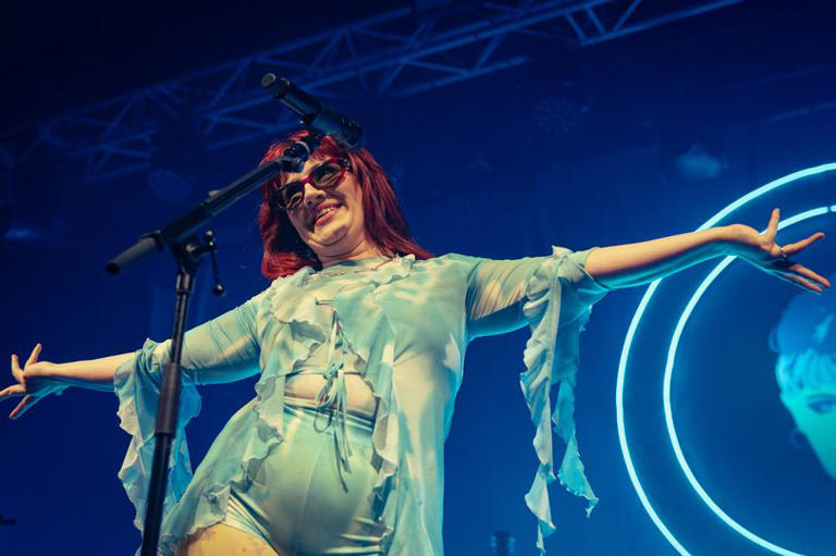 CMAT brings chaotic brilliance to Manchester with effortless rockstar masterclass - but the ...