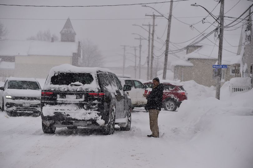 All the signs a snowpocalypse is coming to New York for Thanksgiving as ...