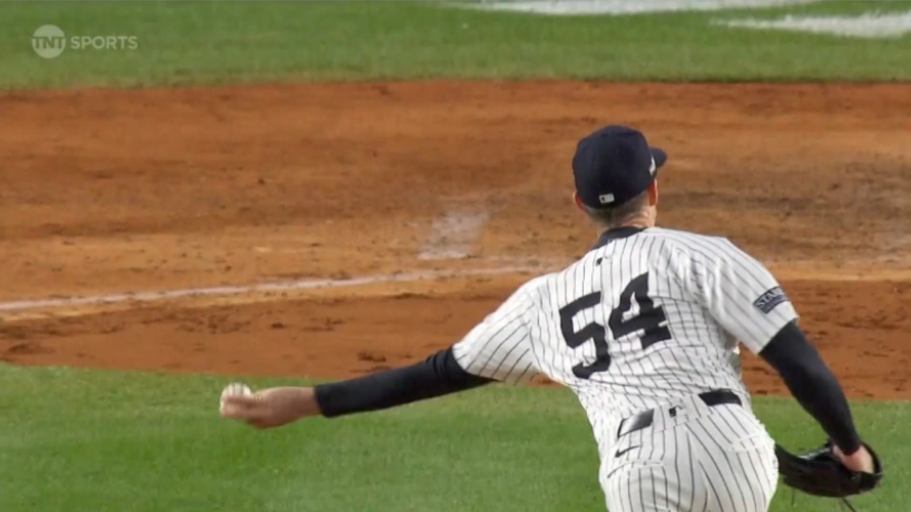 This is the weirdest pitching delivery going right now