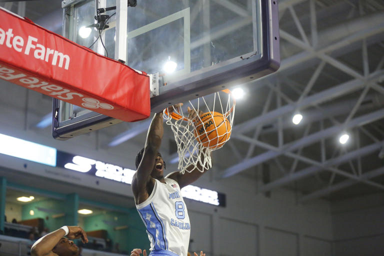 Michigan State, North Carolina notch wins in 2025 Fort Myers Tip-Off