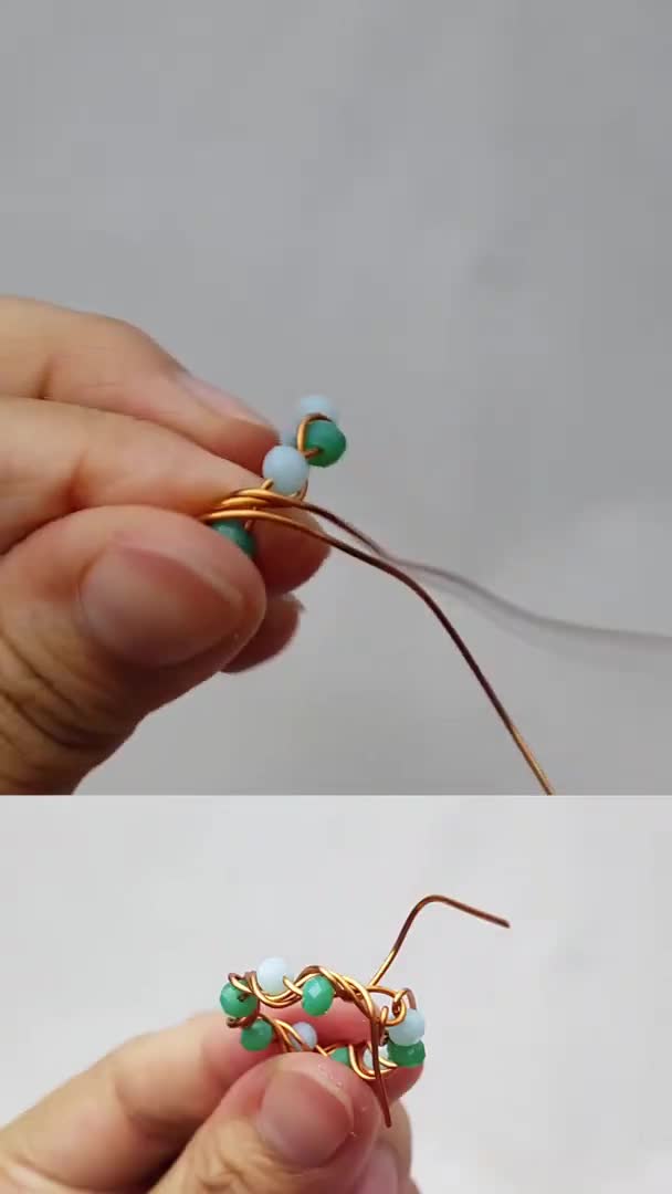 Play with wire | Twisted rings | Crystal | Small spherical stone ...