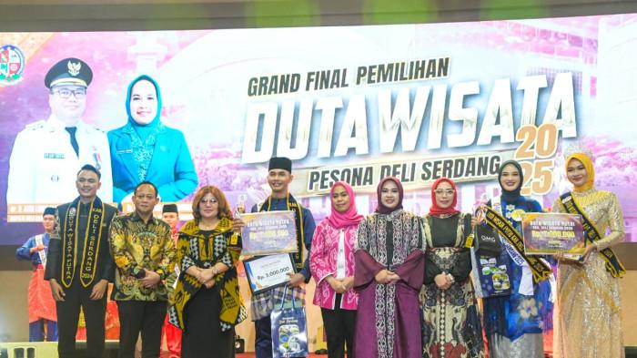M Rizki Simamora andamp Nabila Anaswa Terpilih Jadi Duta Wisata Deli Serdang 2025