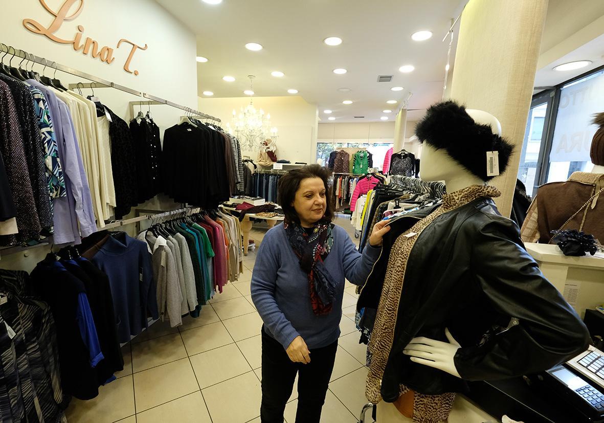 Ha dettato la moda per signore curvy “Lina T.“ spegne le vetrine a fine ...