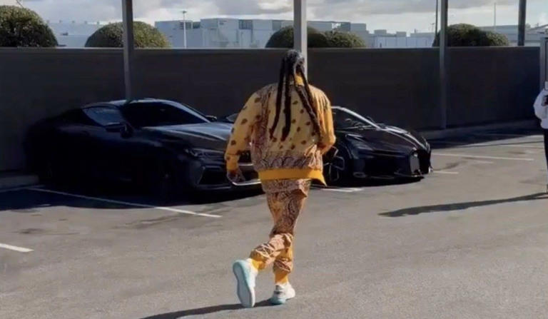 Ο Snoop Dogg "τρελάθηκε" με την Bugatti Mistral του Luka Doncic