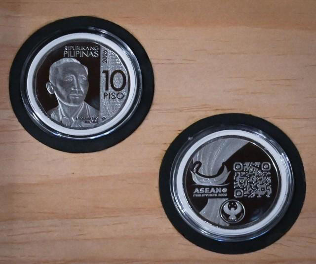 Marcos receives ASEAN commemorative, PH festivals coins