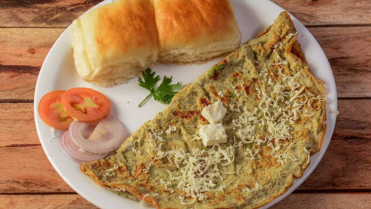8 protein-rich Egg and Paneer dishes for breakfast