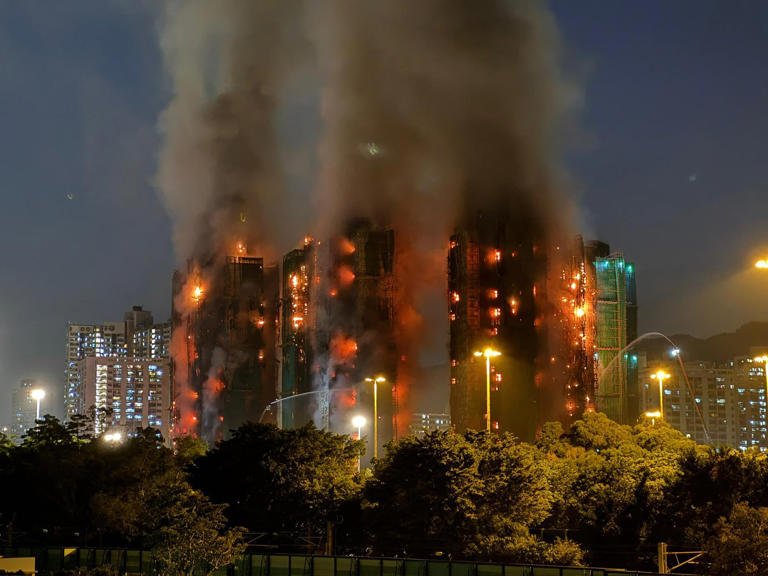 Incendie de Hong Kong: au moins 83 morts selon un nouveau bilan, le feu ...