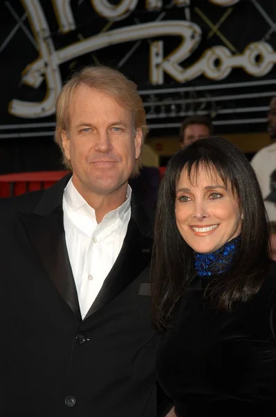 Faith, Love, and the Fight That Saved John Tesh’s Life