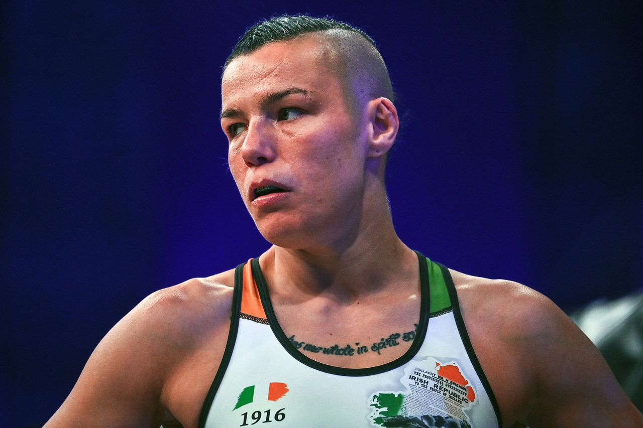MMA fighter Sinead Kavanagh, 39, Arrested After Allegedly Attacking 2 ...