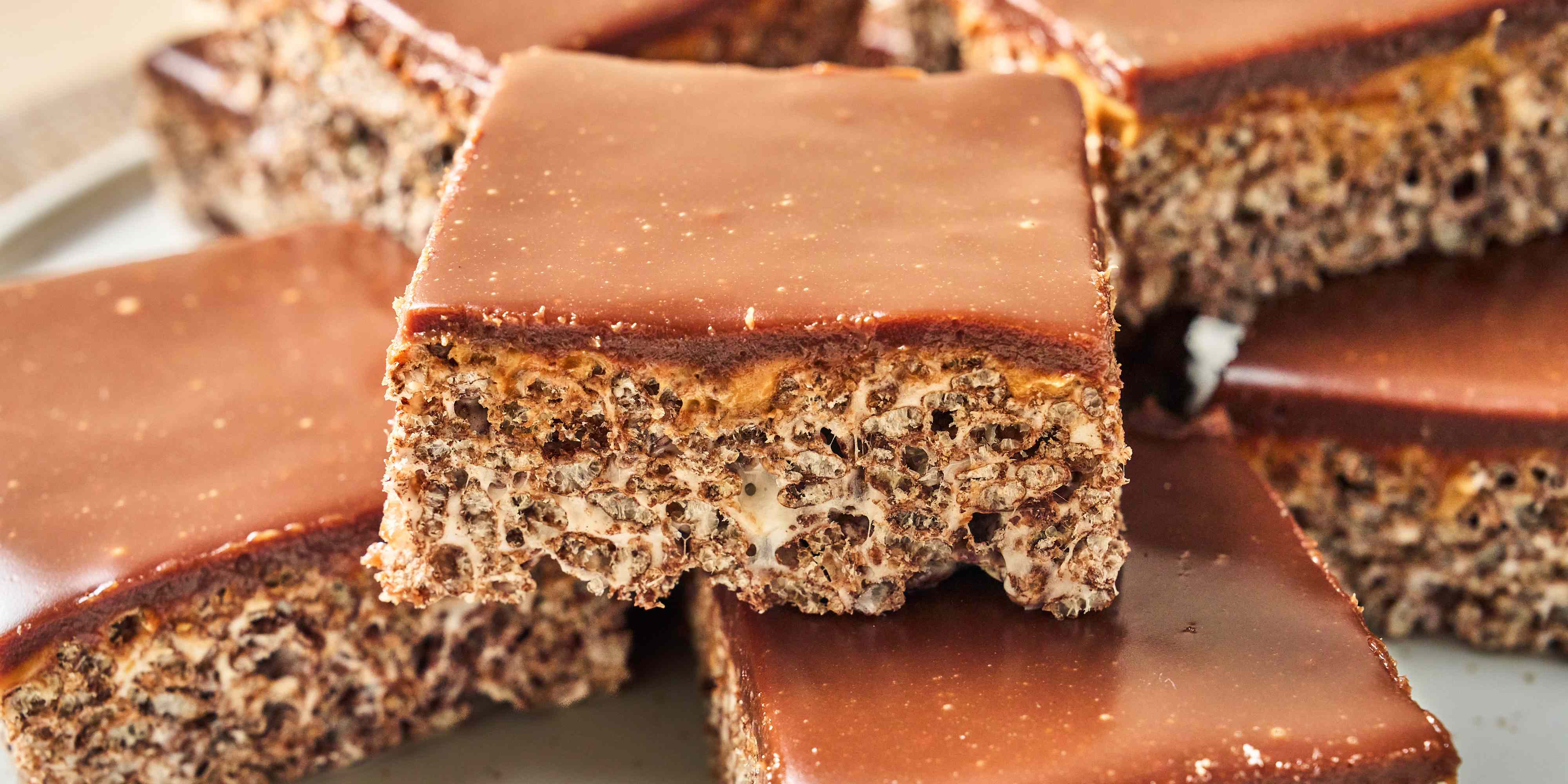 Meet Chocolate Crunch Cake: The No-Bake Dessert That’s Even Better Than ...