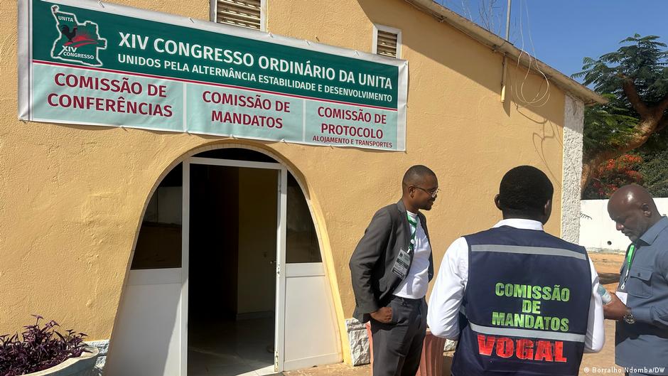 UNITA suspende dois militantes na véspera do XIV Congresso Ordinário