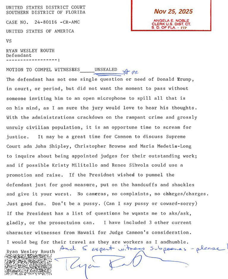 Donald Trump's attempted assassin invites him to "punch him in the face"