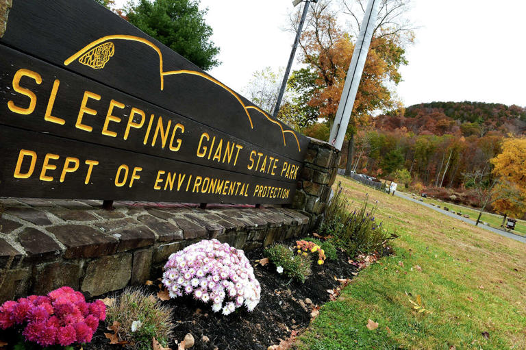 Can't get into your favorite Connecticut state park? Parking closures ...