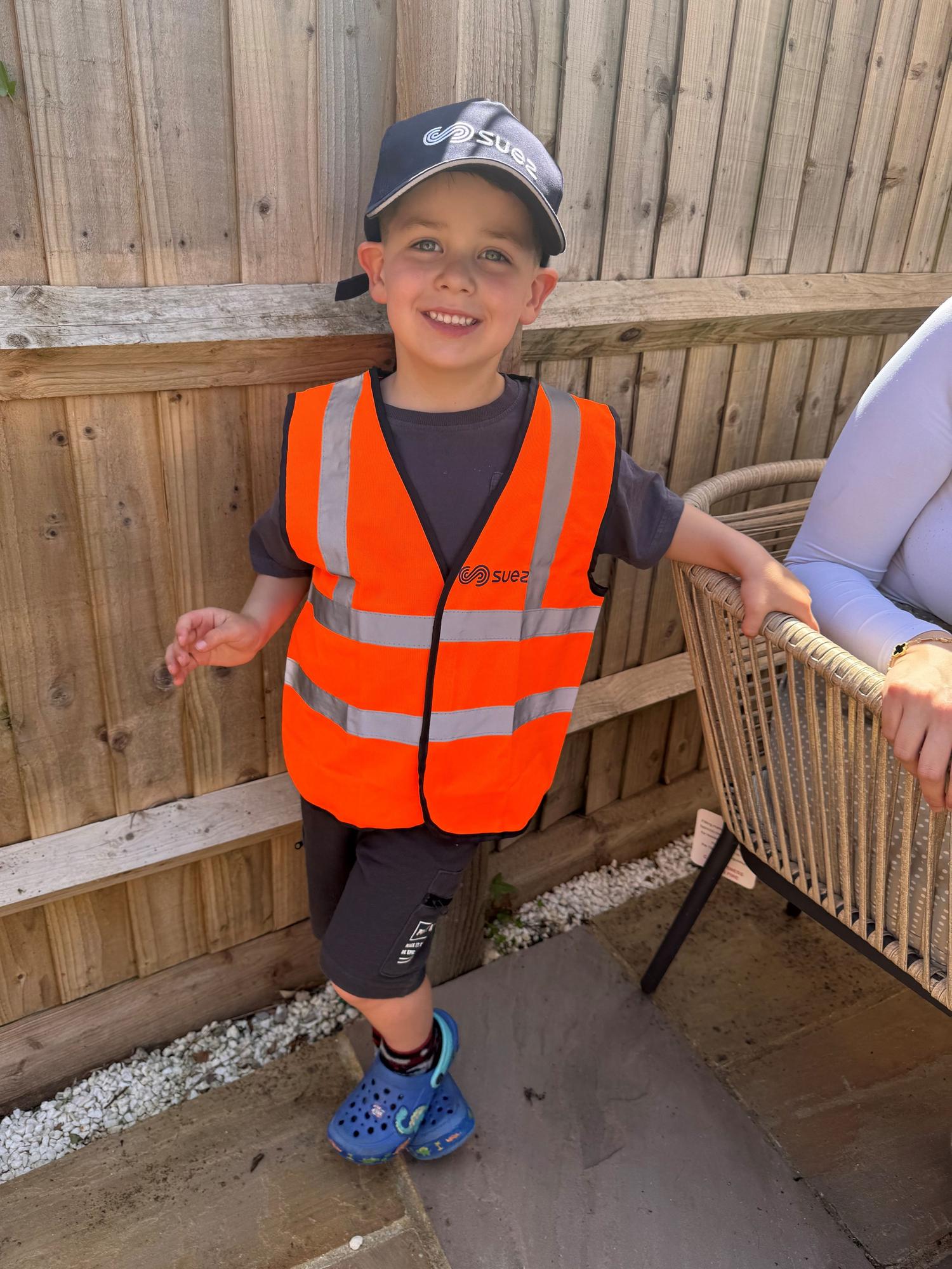 Collection crews create a special moment for young Milton Keynes ...