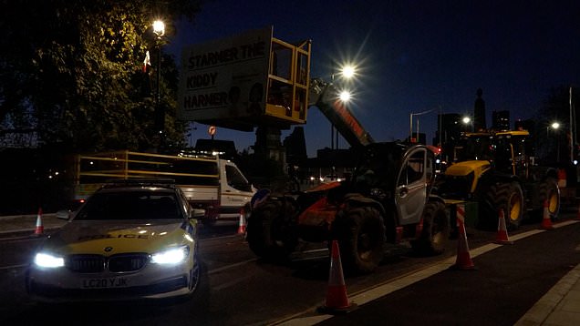 Police stop banned tractors at farmers' Budget protest