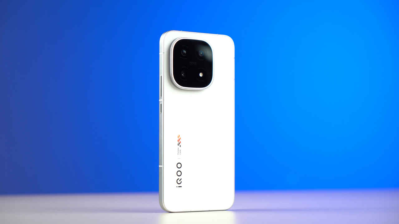 iQOO 15 with Snapdragon 8 Elite Gen 5 launched in India: Check price ...