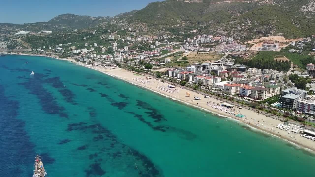 Alanya, Türkiye: Drone Explores Stunning Turkish Riviera