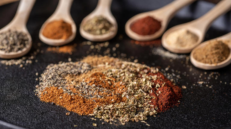 The Easiest Way To Grind Spices (Without Appliances Or A Mortar And Pestle)