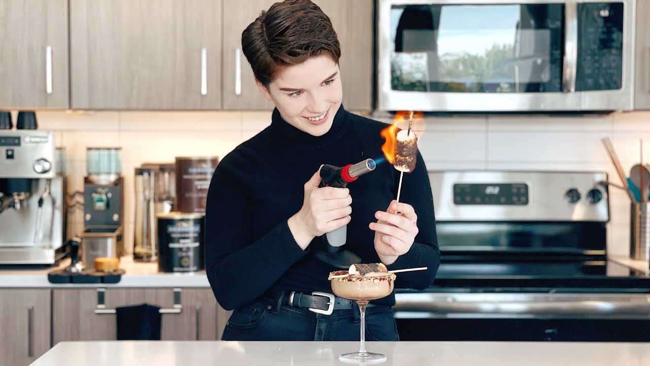 Hot & iced s'mores latte recipes: Summer treats with Ghirardelli chocolate!