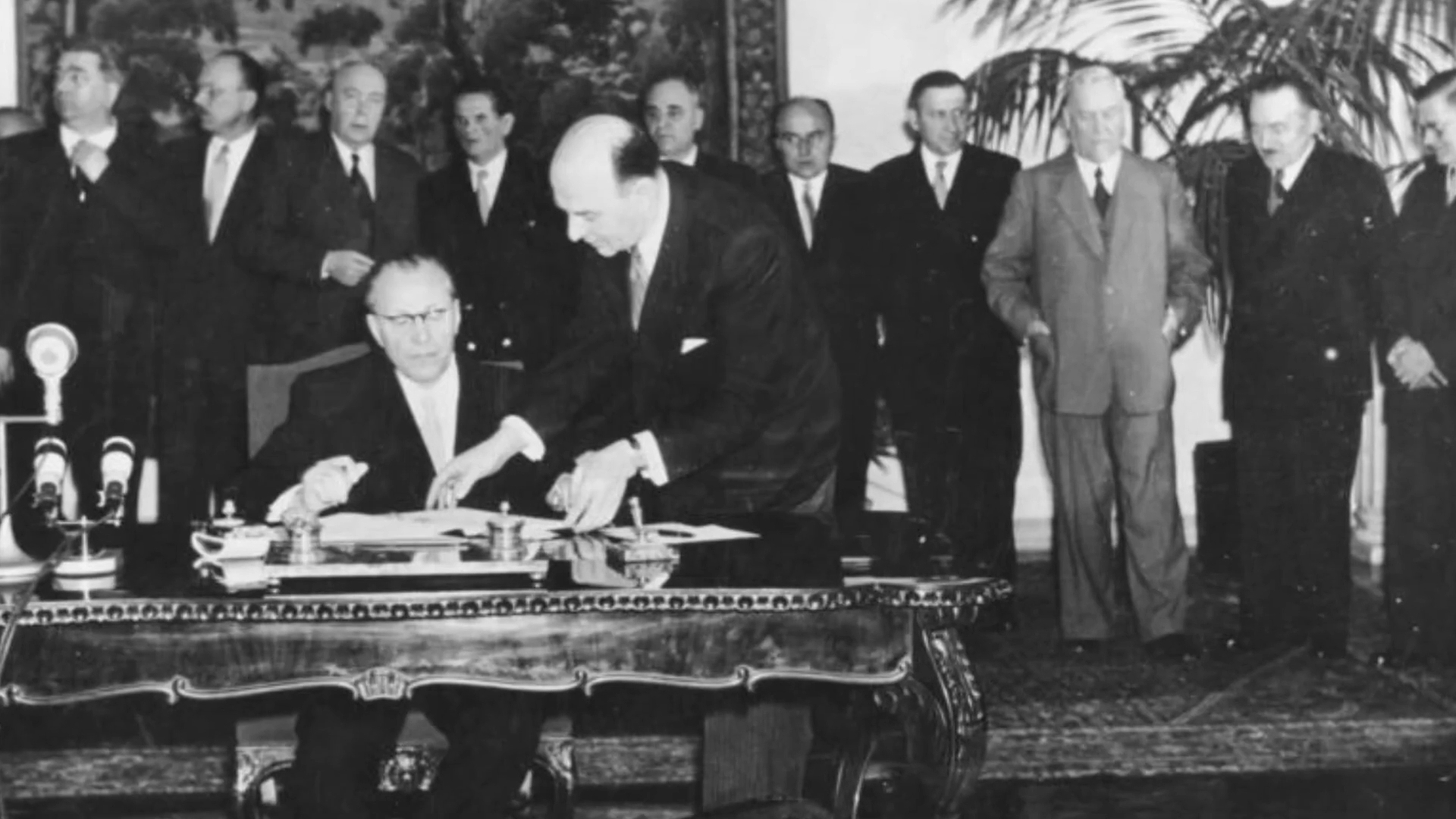 How Early Cold War Tensions Led to the Cuban Missile Crisis