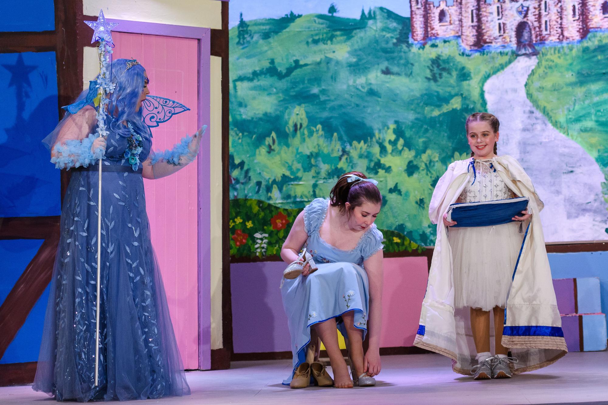 Exclusive sneak peek photos of Wigan Little Theatre's new panto Goody ...