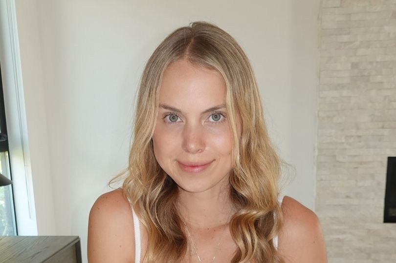 'World's hottest F1 fan' reveals £16,000 racing simulator she built in ...