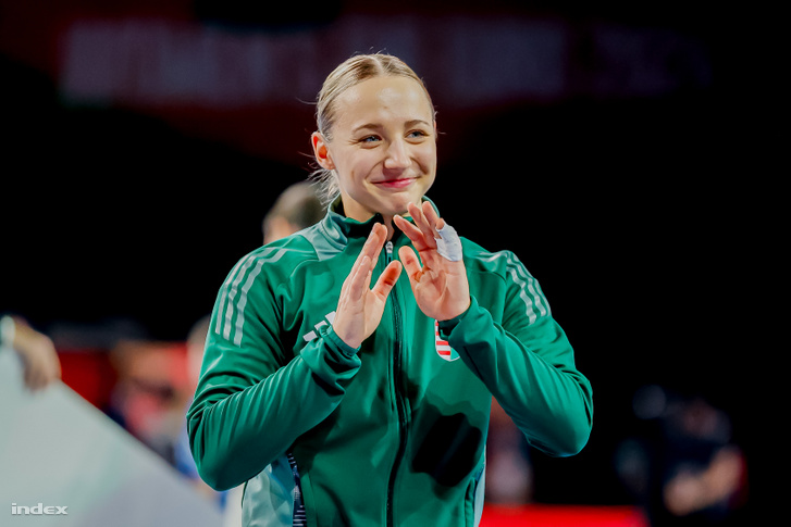 Rajtol a világbajnokság: Magyarország az elitben, Simon Petra a sztárok között