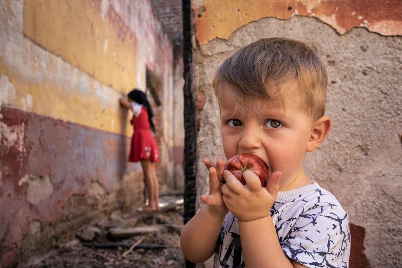 The Lost Art of Being Bored: 15 Things We Did As Kids When There Was ...