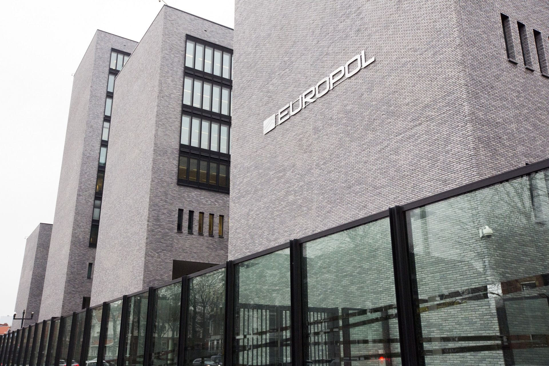 Η Ευρώπη ενισχύει την Europol - Το Ισραήλ μιλά για "σύνδεση" με τη ...