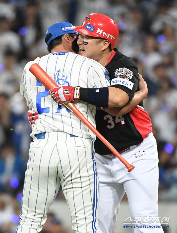 The scandal thrown by the 42-year-old batter into the FA market ...