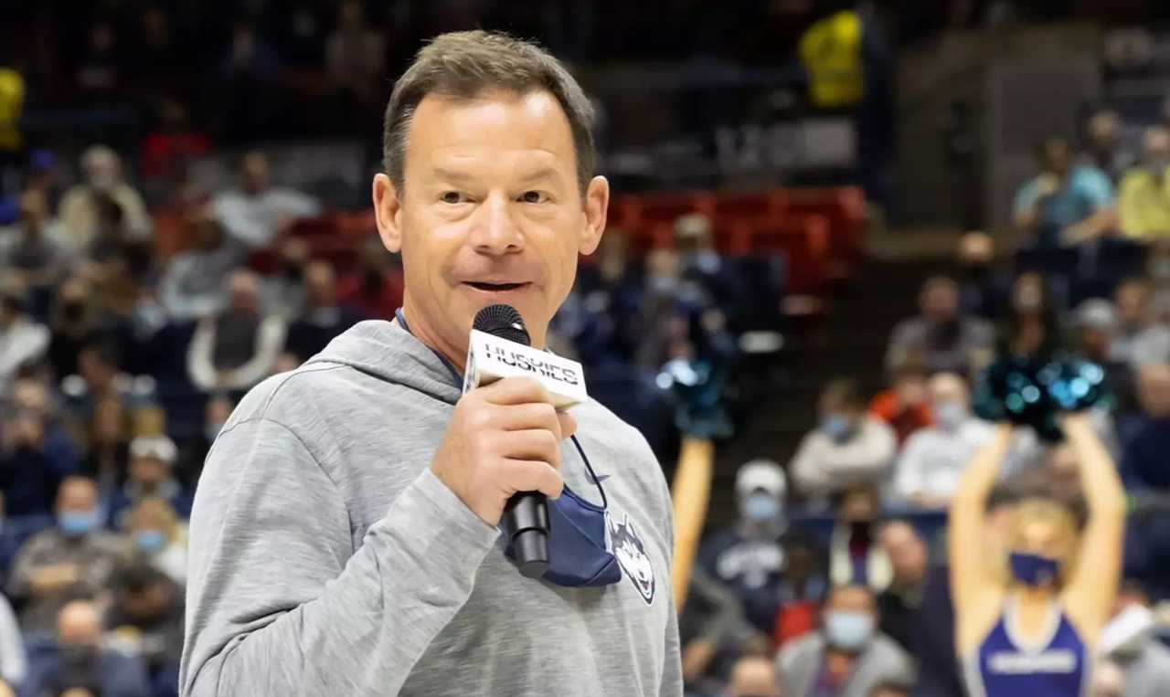 Jim Mora Leaving UConn Huskies For Colorado State University